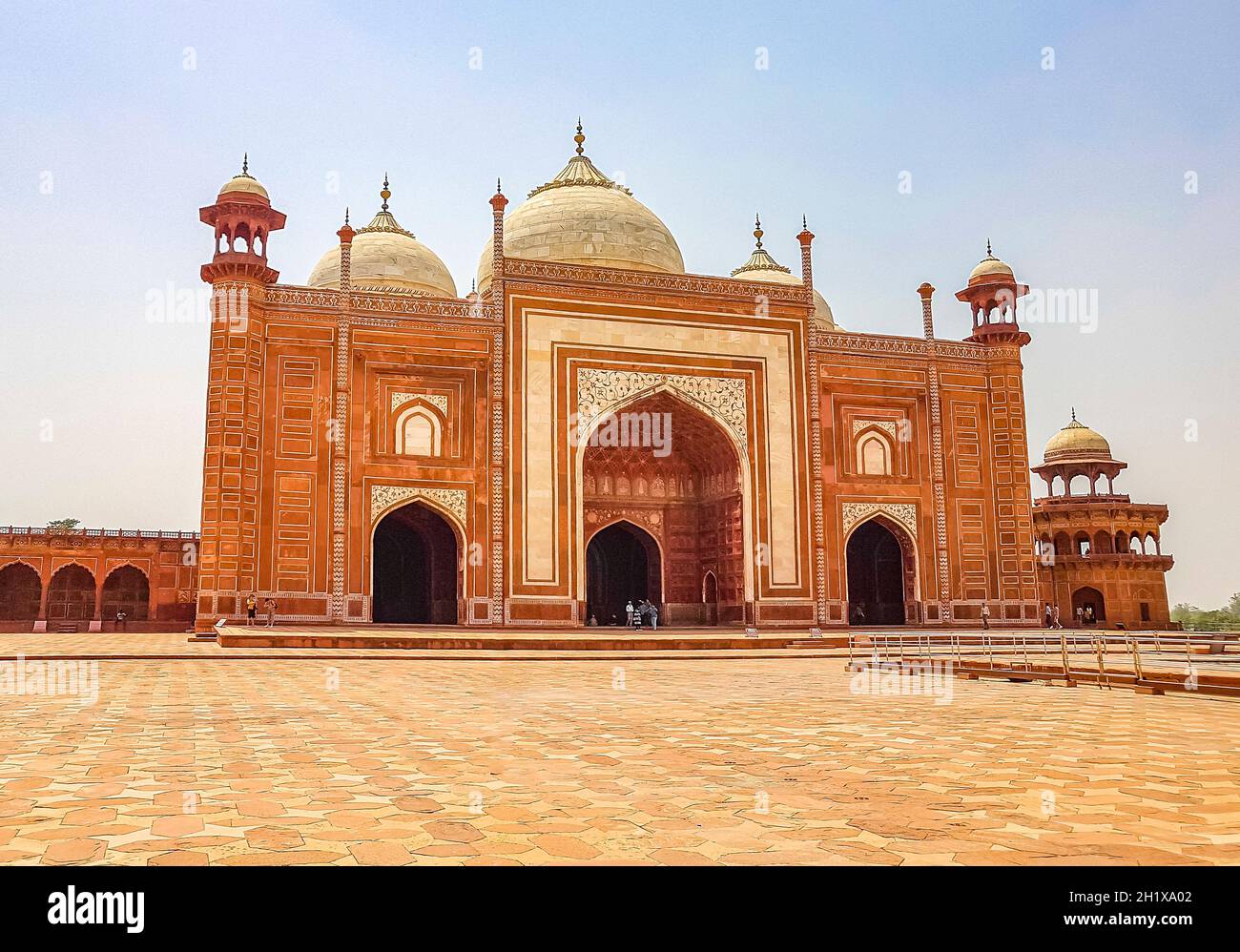 Seven masjid High Resolution Stock Photography and Images - Alamy