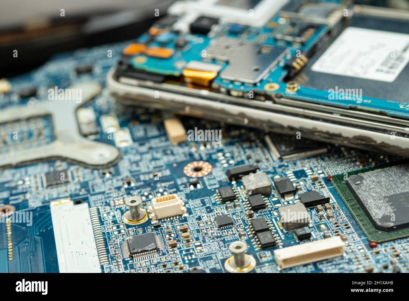 Inside computer hard drive circuit hi-res stock photography and images ...