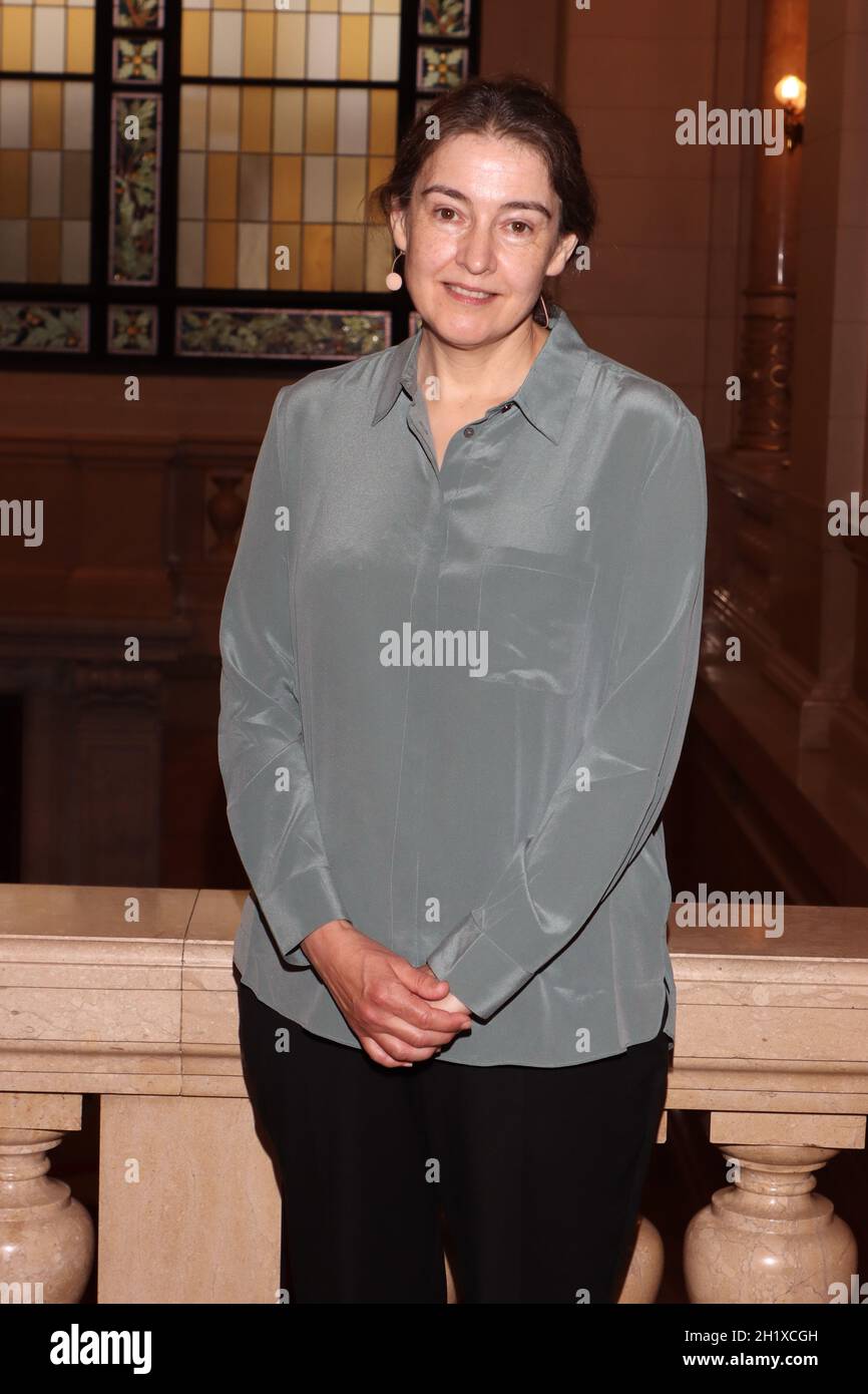 Clare Grey, Verleihung des Koerber-Preises 2021 an Clare Grey im ...