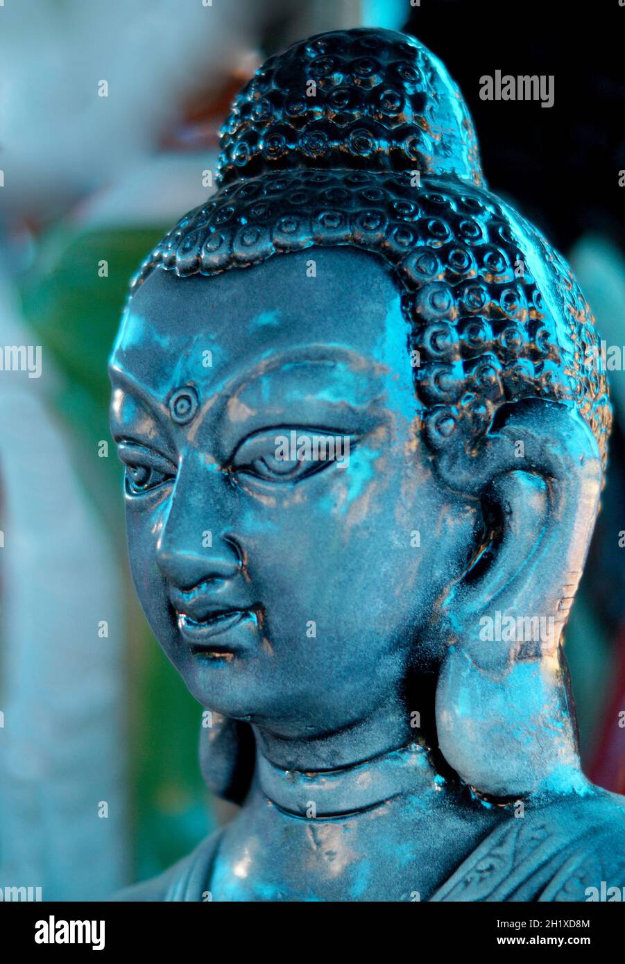 Buddha buddhist idol prayer faith hi-res stock photography and images ...