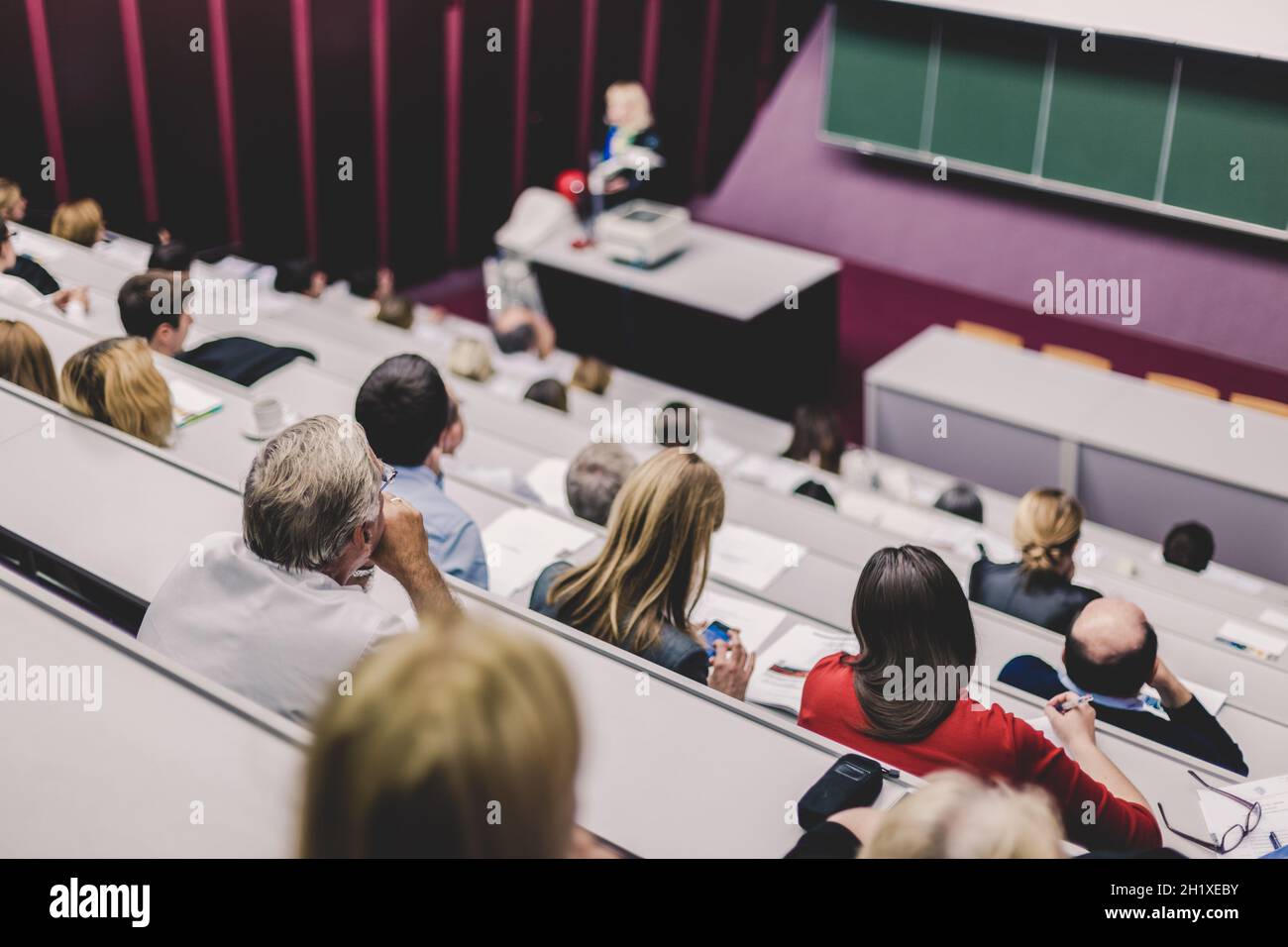 Medical college lecture hall hi-res stock photography and images - Alamy