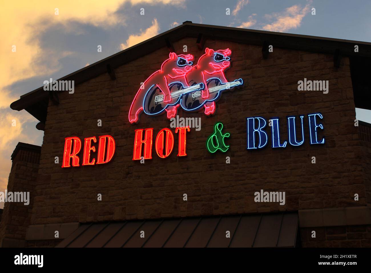 Dfw business logo hi-res stock photography and images - Alamy