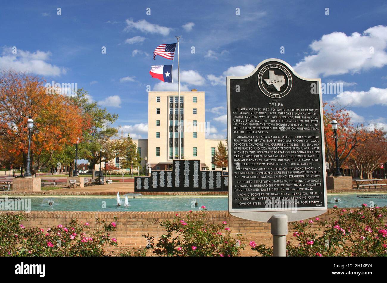 Tyler, TX: Smith County Courthouse with historical marker located in ...