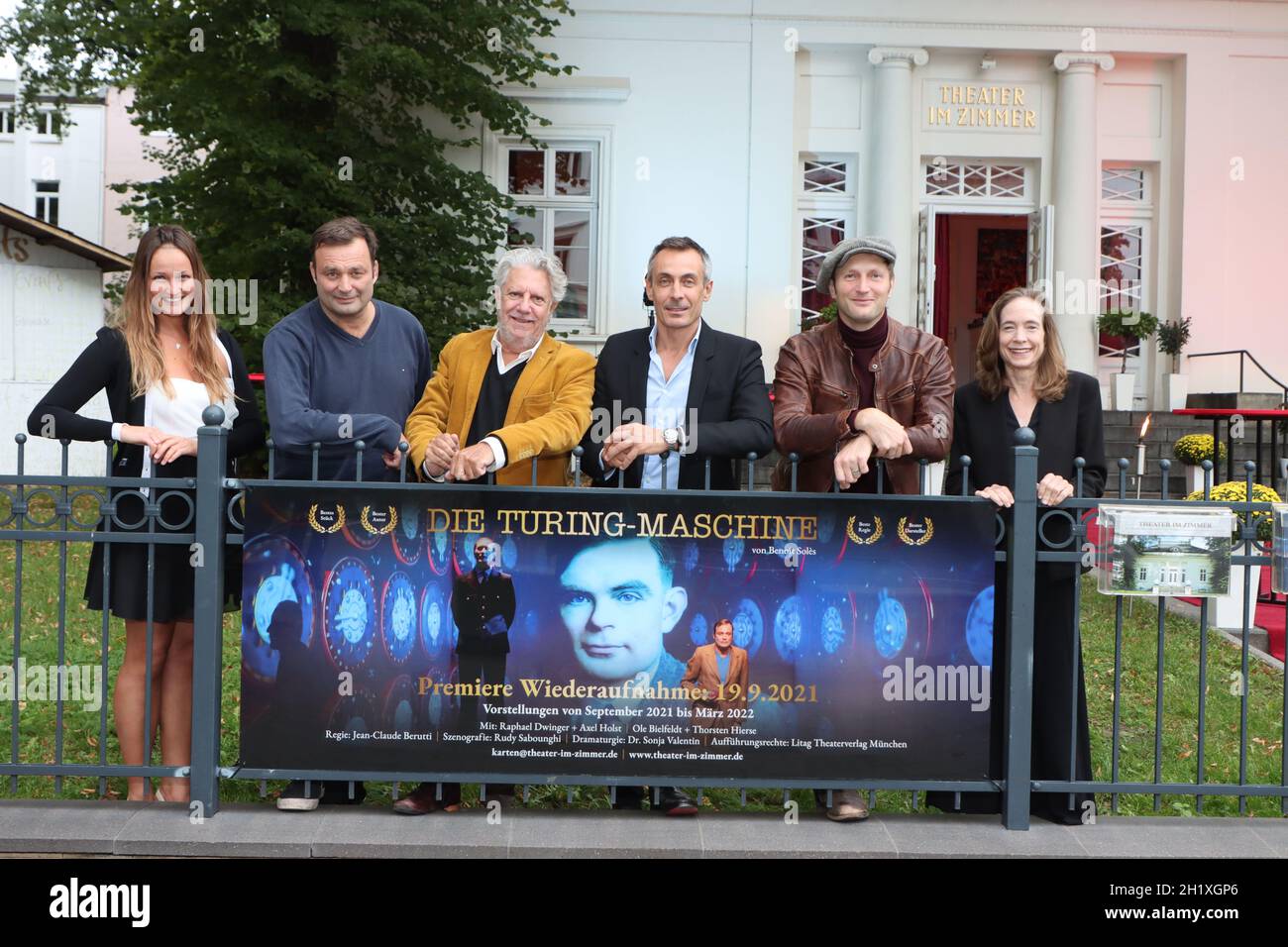 Martha Kunicki (Intendantin), Axel Holst (Alan Turing) , Jean-Claude ...