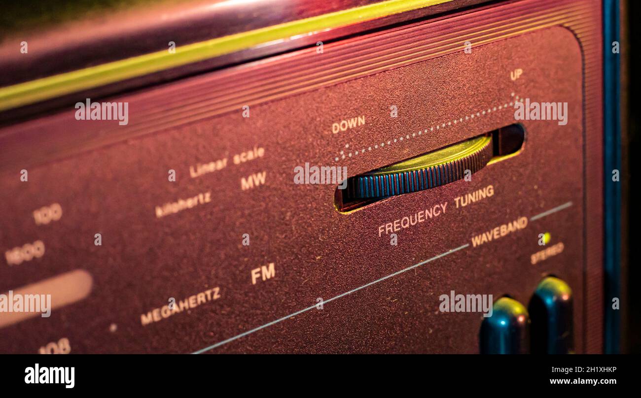 Vintage radio receiver macro hi-res stock photography and images - Alamy