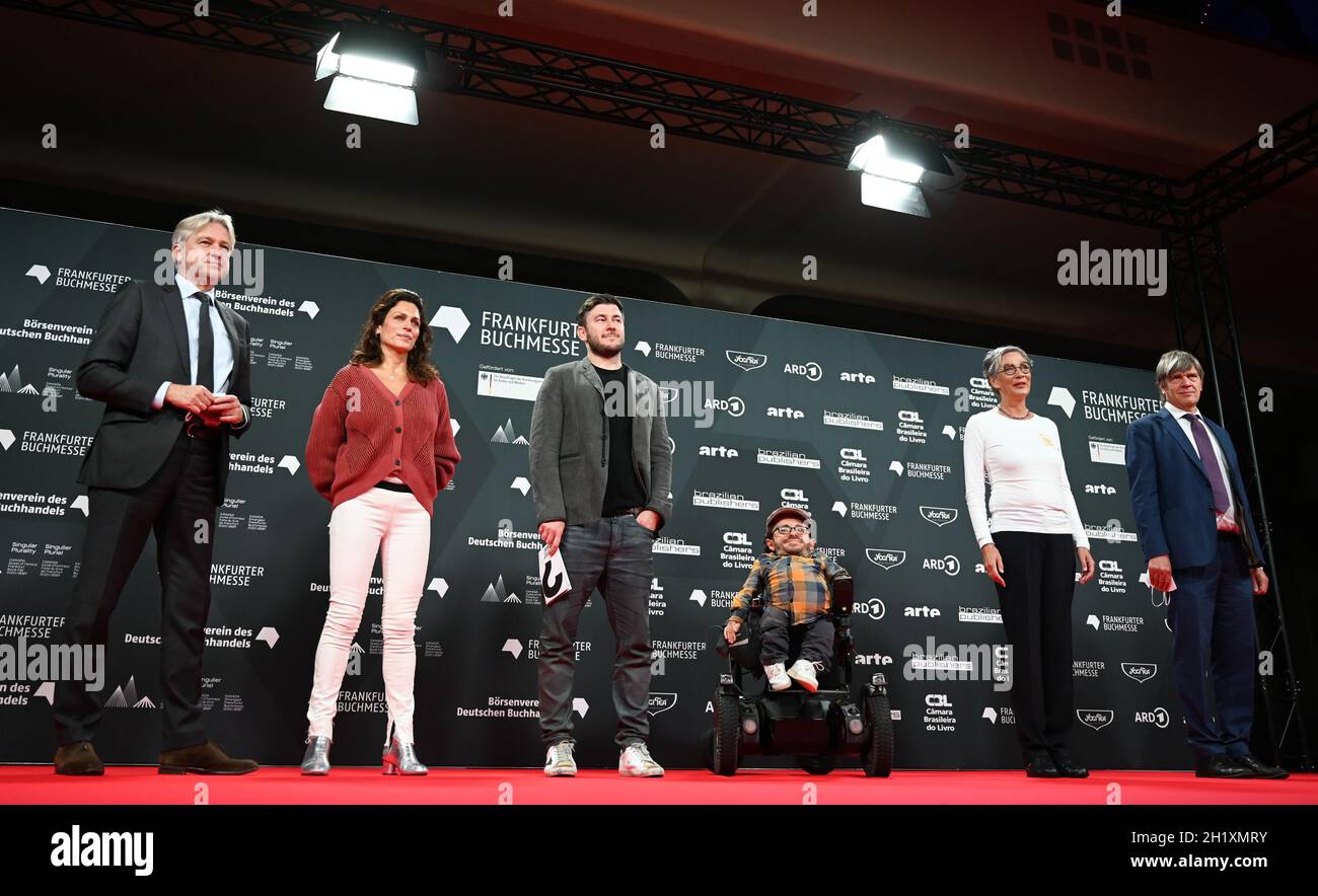 Shila behjat hi-res stock photography and images - Alamy