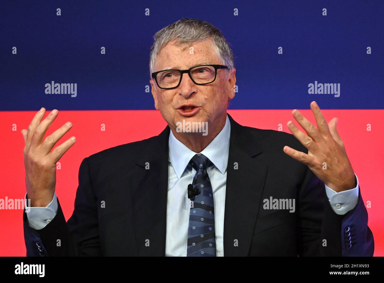 Bill Gates speaks during the Global Investment Summit at the Science ...