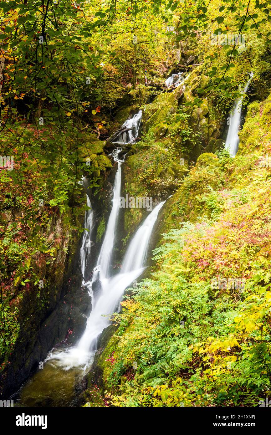 70 feet hi-res stock photography and images - Alamy