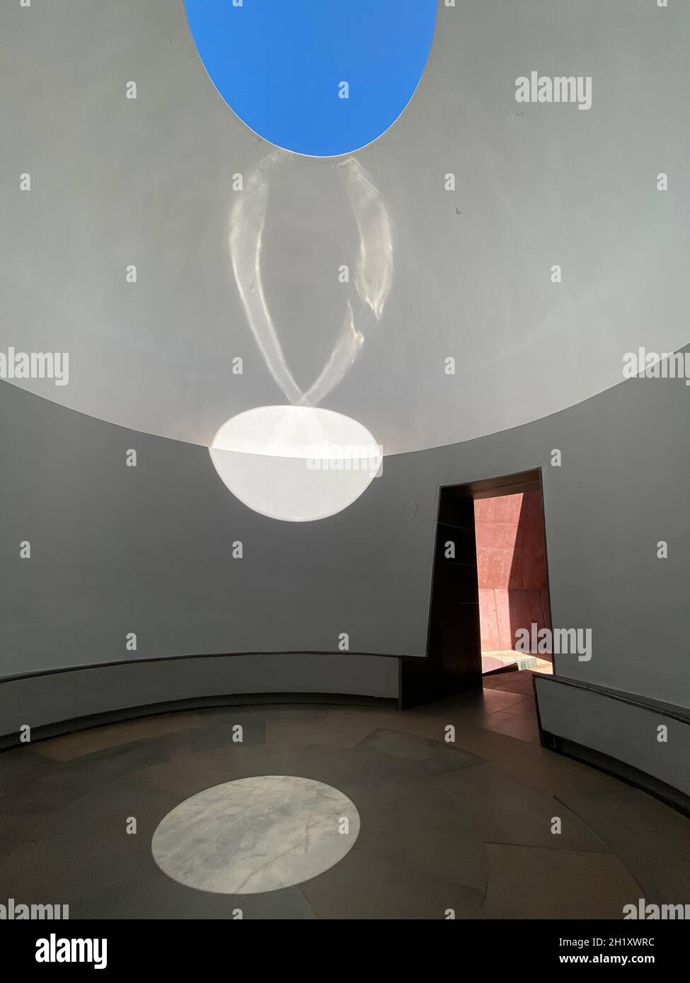 September 05, 2021: Inside Second Wind Art Structure by James Turrell ...