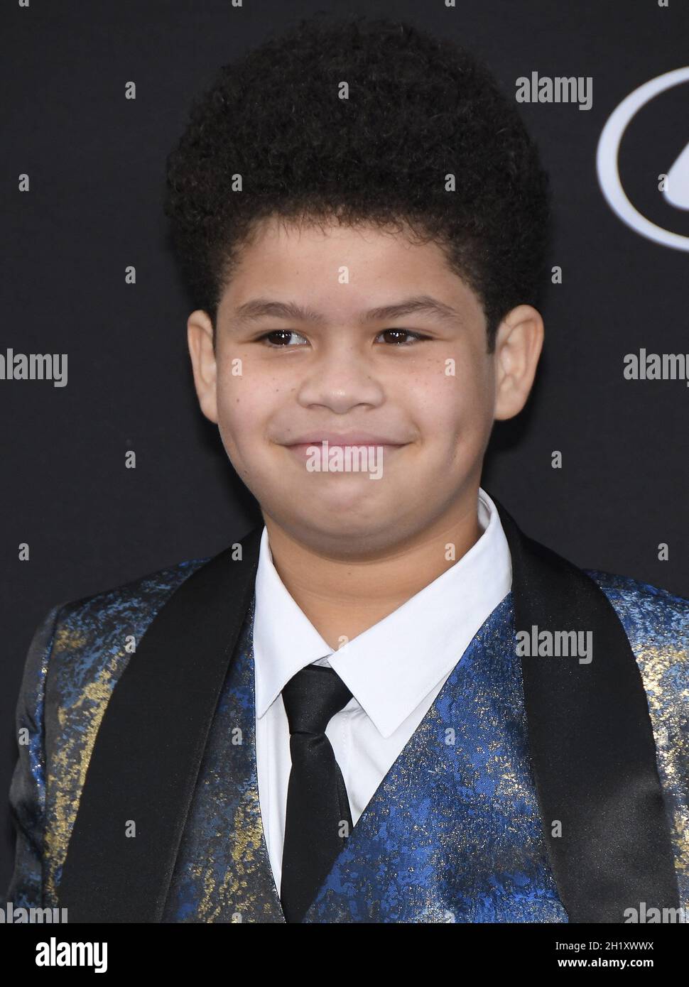 Hollywood, CA, October 18, 2021. Esai Daniel Cross arrives at Marvel ...