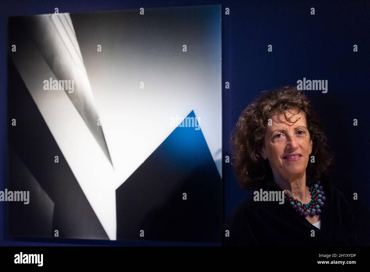 Helene binet hi-res stock photography and images - Alamy