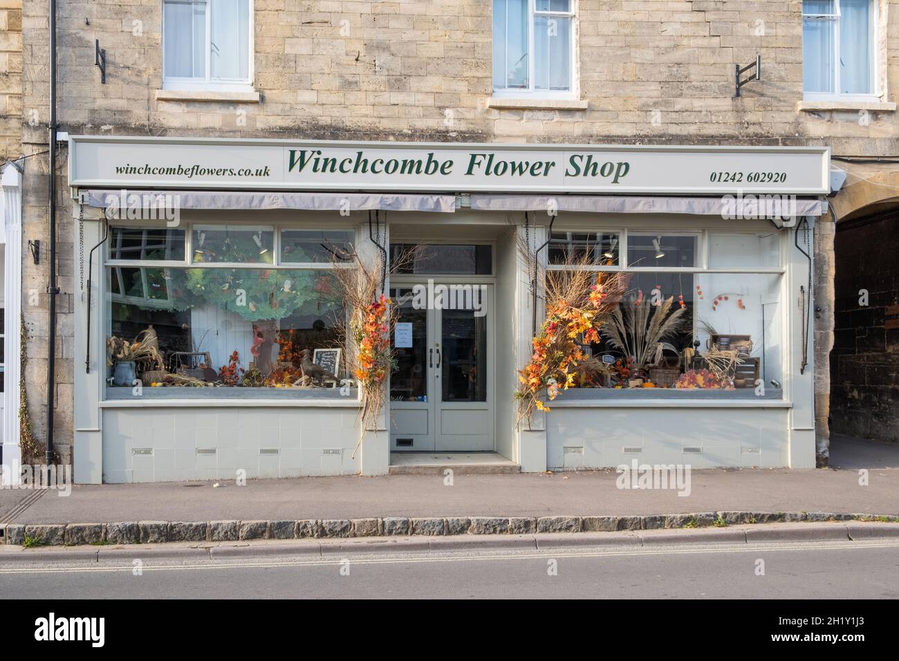 Autumn flower and leaves display outside Winchcombe Flower Shop on ...