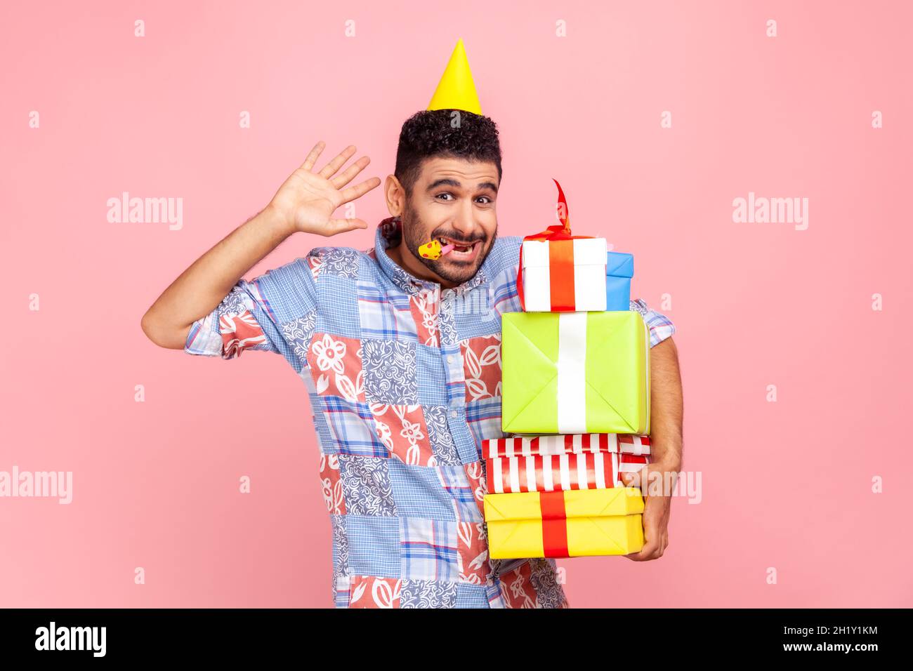 Indian man waving hi-res stock photography and images - Alamy