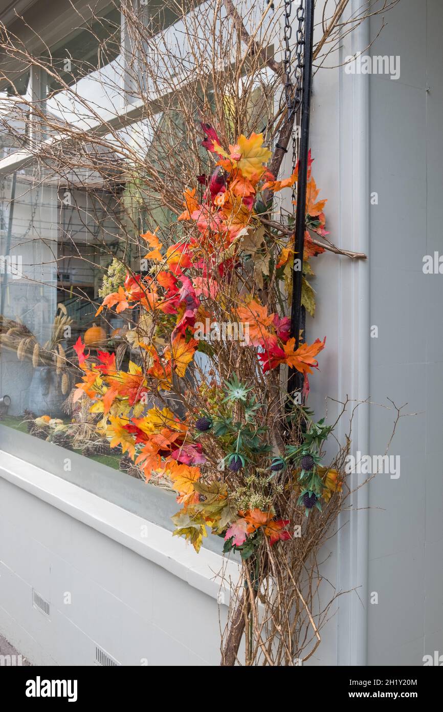 Autumn flower and leaves display outside Winchcombe Flower Shop on ...