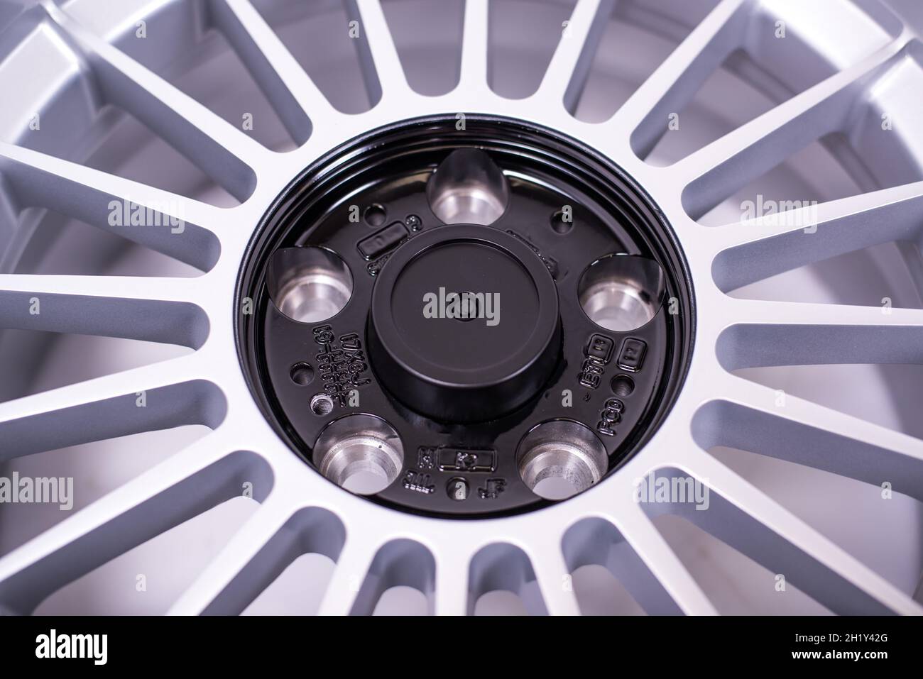 BMW Alpina silver 17'' alloy aluminum wheel Stock Photo - Alamy