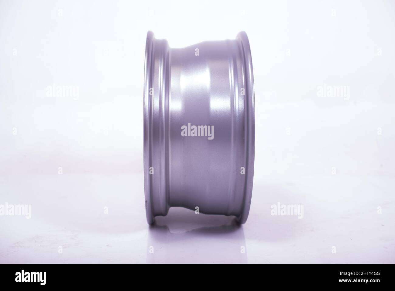 BMW e30 Style 5 15'' silver classic alloy wheel Stock Photo - Alamy