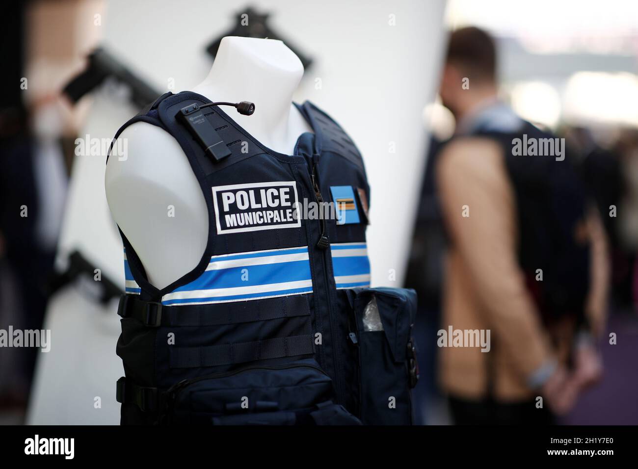 French police badge hi-res stock photography and images - Alamy