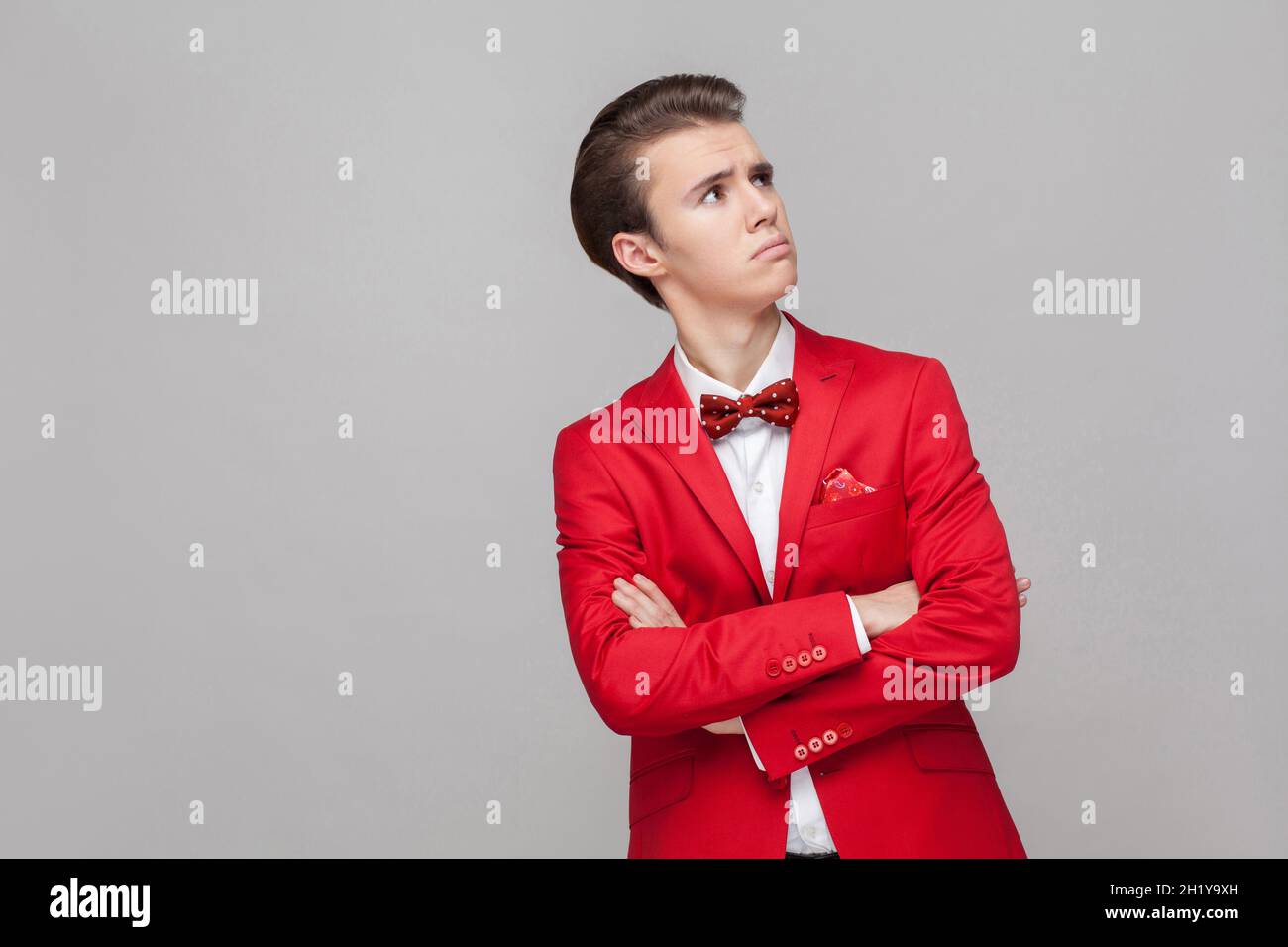 Man looking confused hands up hi-res stock photography and images - Alamy