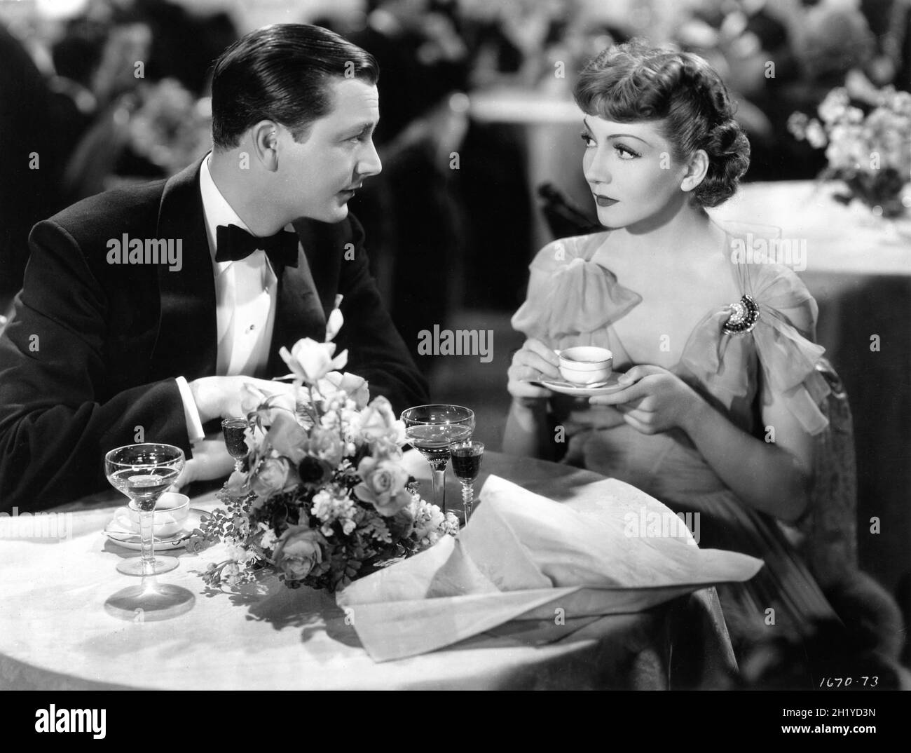 ROBERT YOUNG and CLAUDETTE COLBERT in I MET HIM IN PARIS 1937 director ...