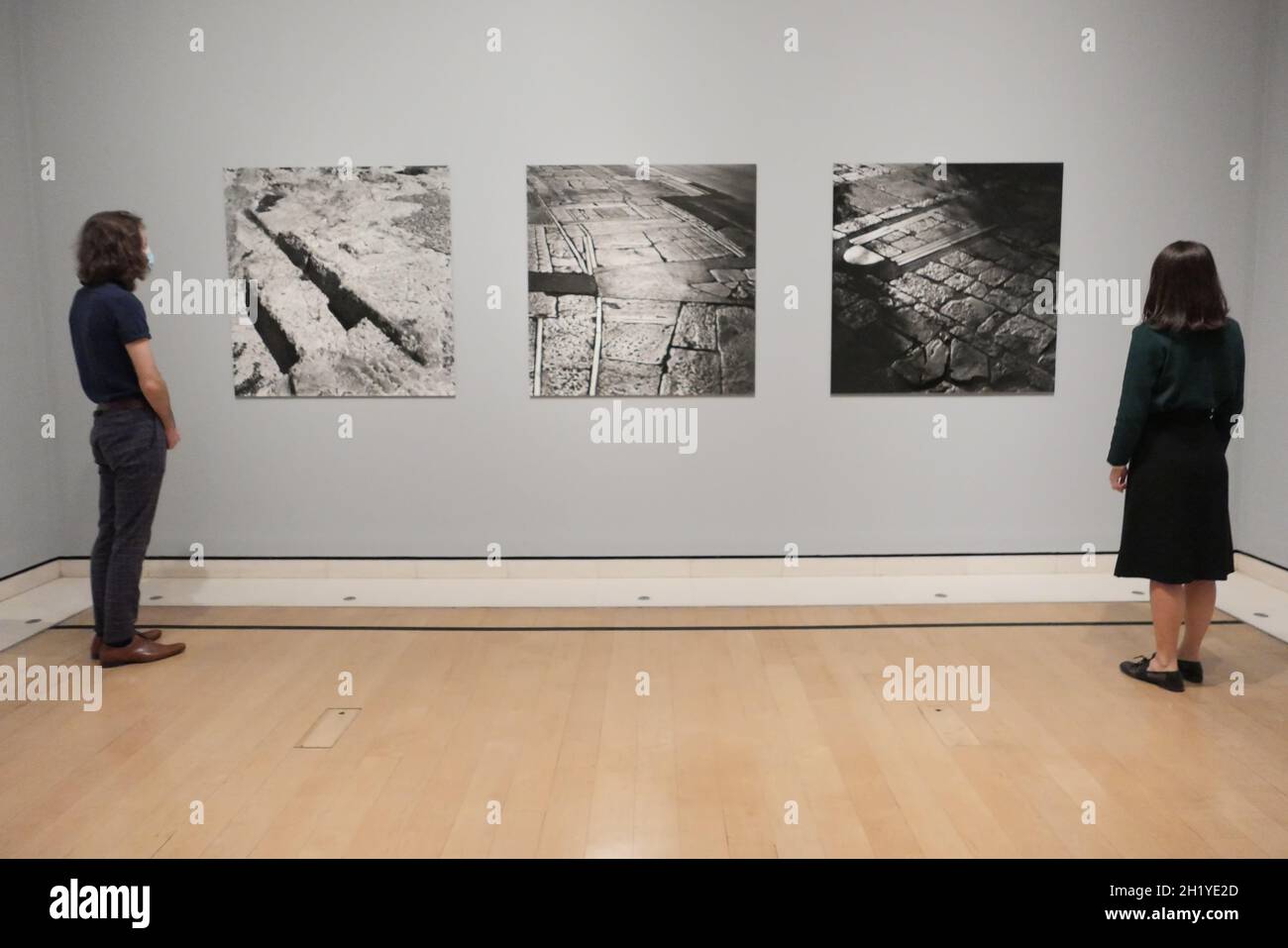 The Architectural Photographs of Helene Binet , an intimate unveiling ...