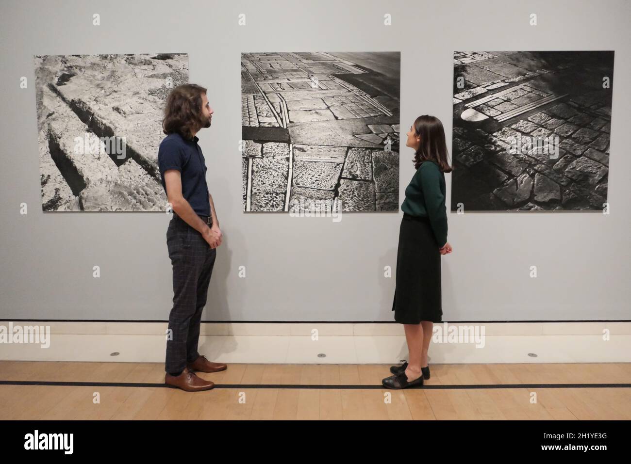 The Architectural Photographs of Helene Binet , an intimate unveiling ...