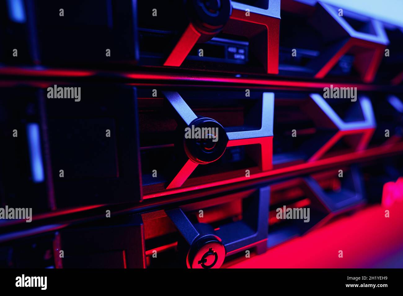 San storage area network hi-res stock photography and images - Alamy