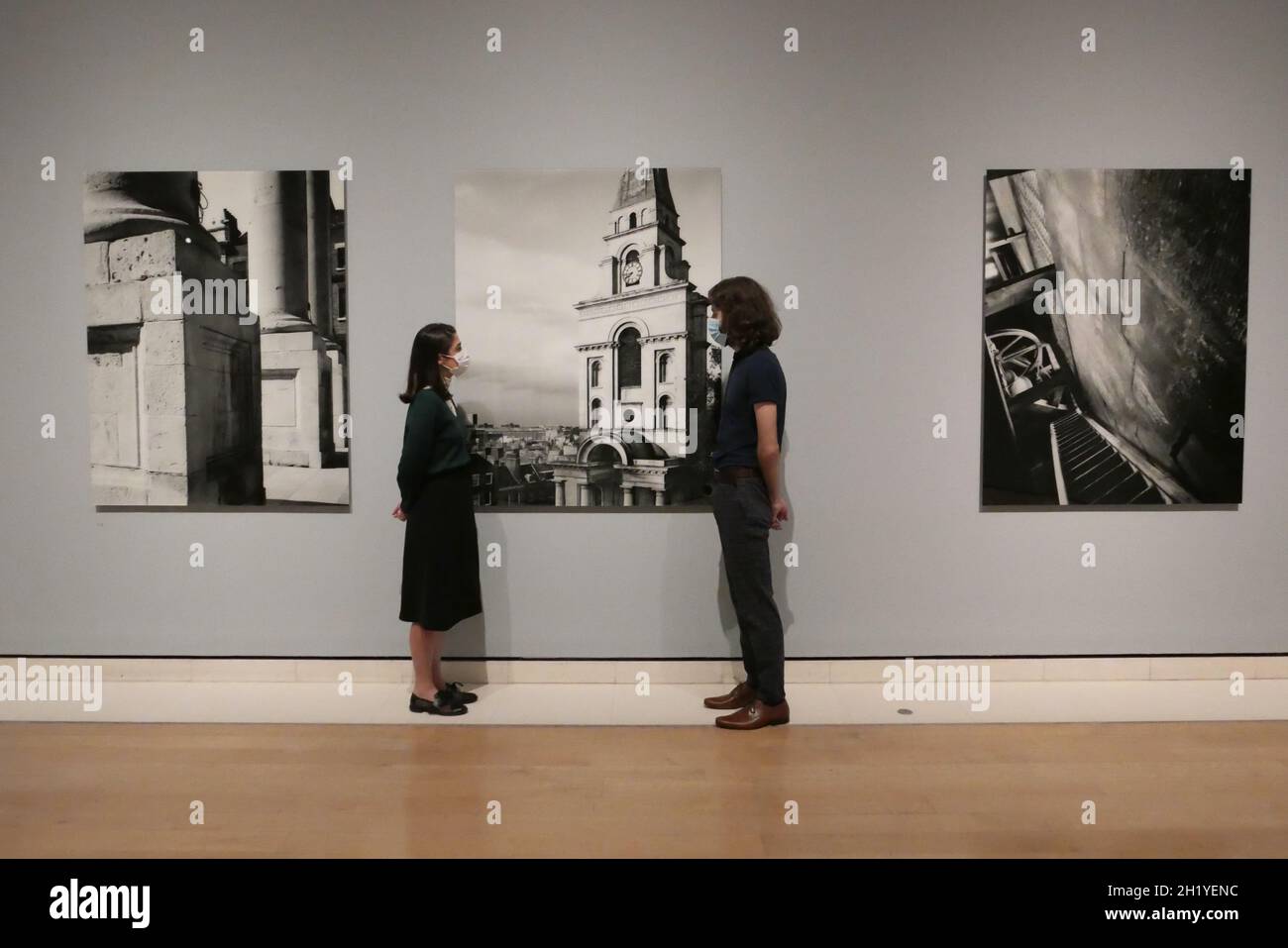 The Architectural Photographs of Helene Binet , an intimate unveiling ...