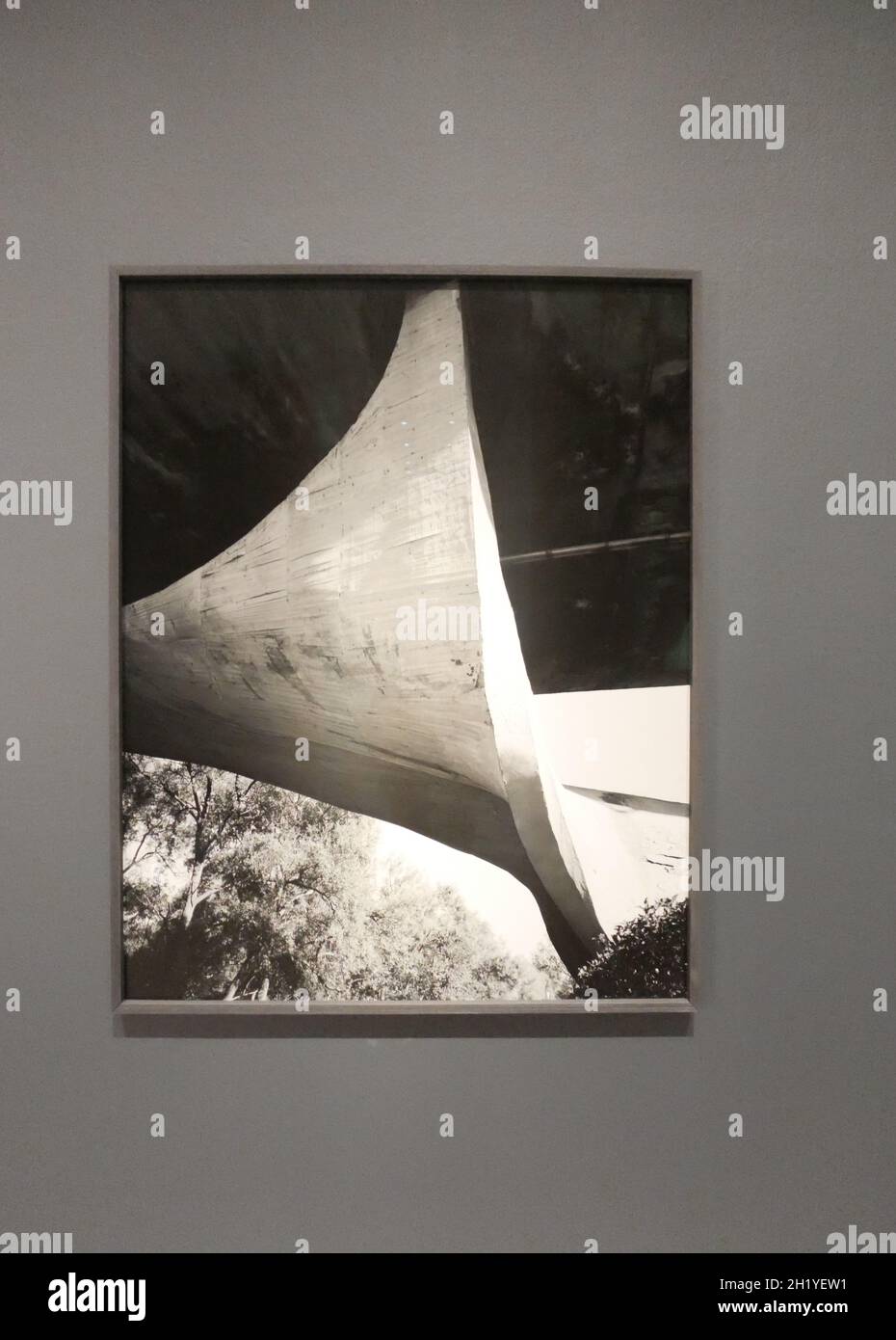The Architectural Photographs of Helene Binet , an intimate unveiling ...
