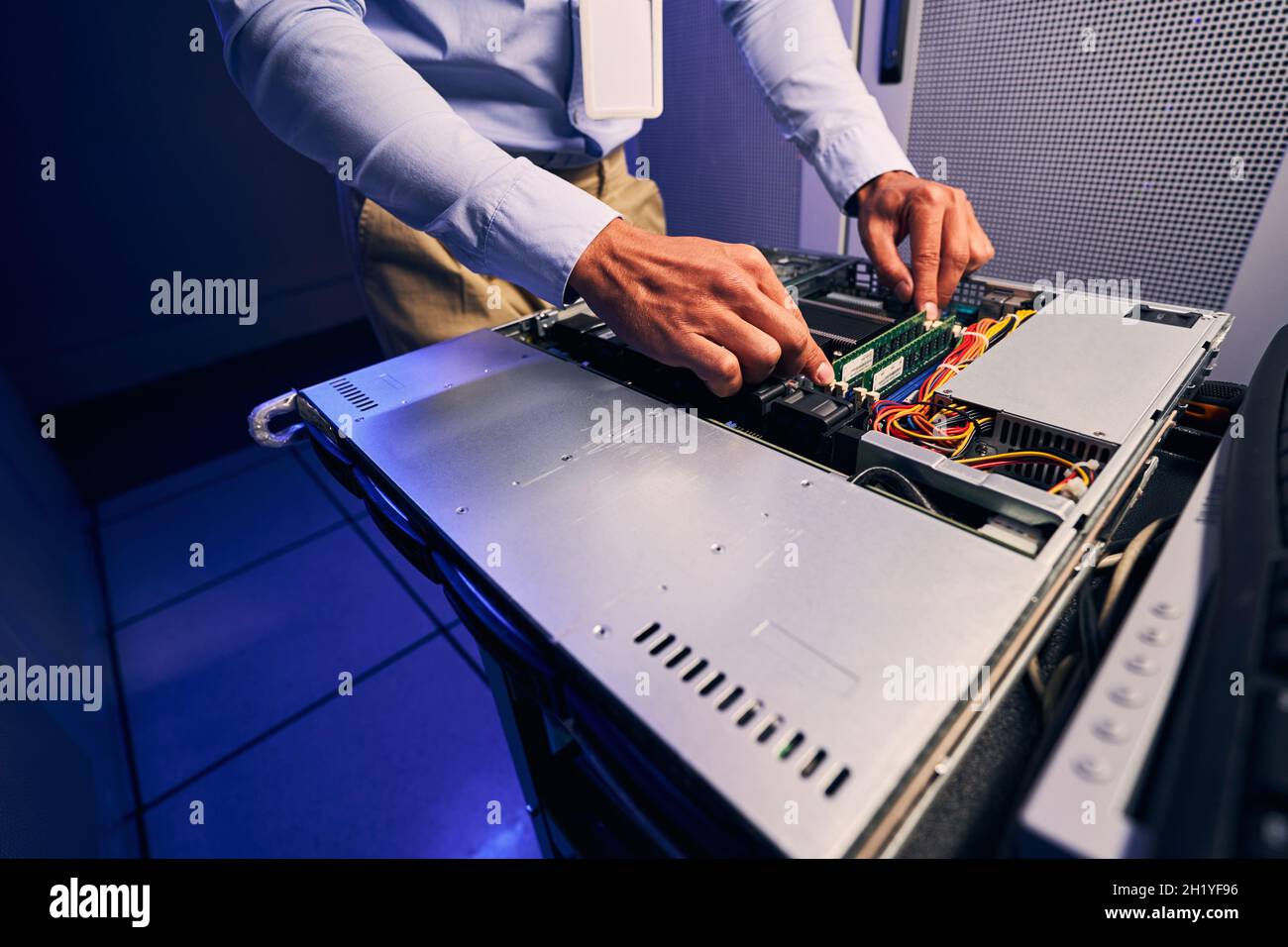 Removing components hi-res stock photography and images - Alamy