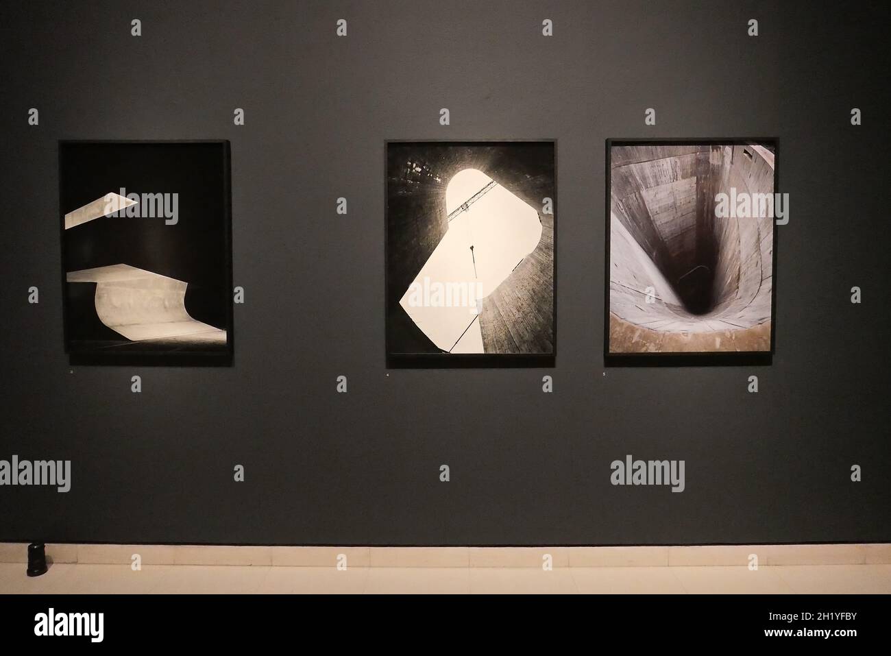 The Architectural Photographs of Helene Binet , an intimate unveiling ...