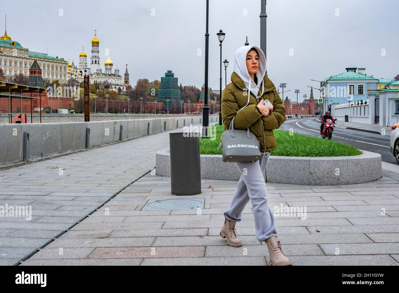 Russia, Moscow. People on city street Stock Photo - Alamy