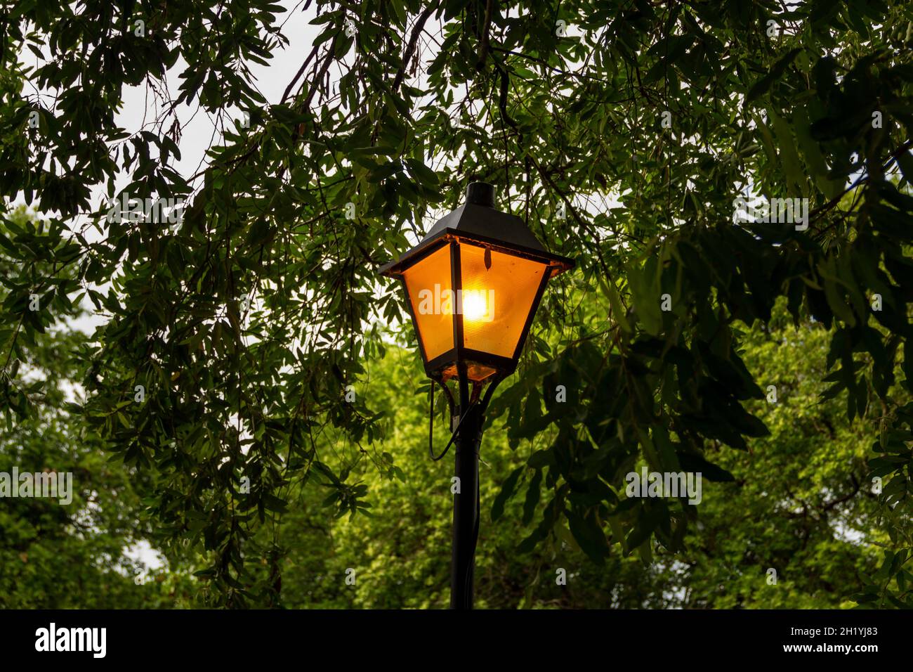 Lighted street light hi-res stock photography and images - Alamy