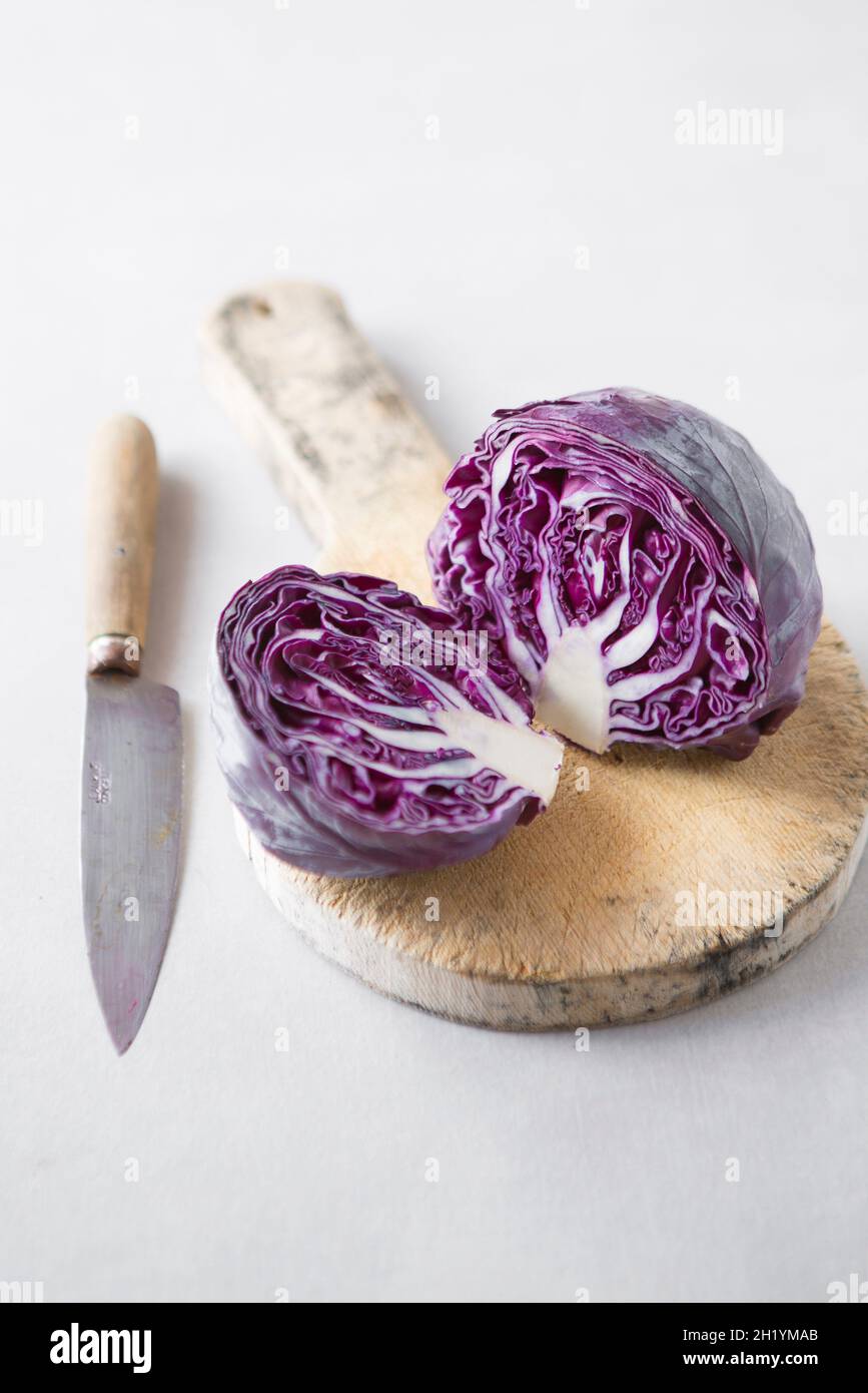 Cross section purple cabbage hi-res stock photography and images - Alamy