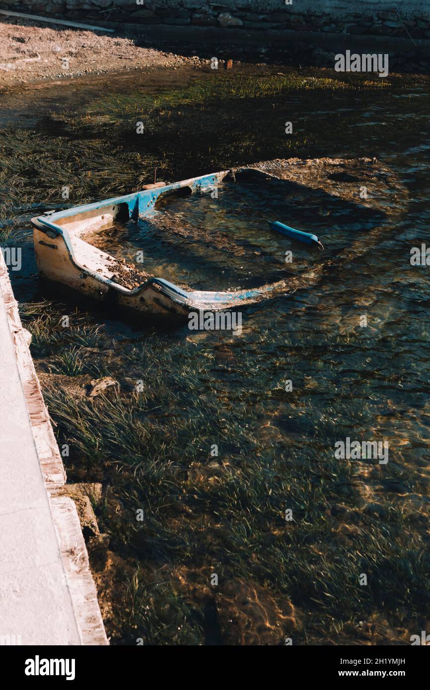 Dirty boat hi-res stock photography and images - Alamy