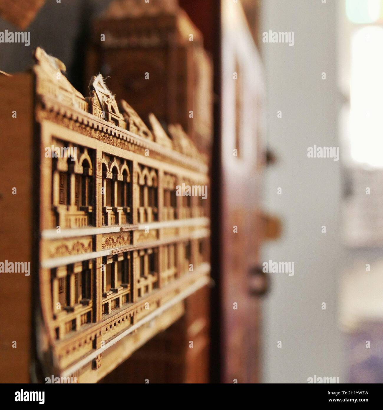 80s building hi-res stock photography and images - Alamy