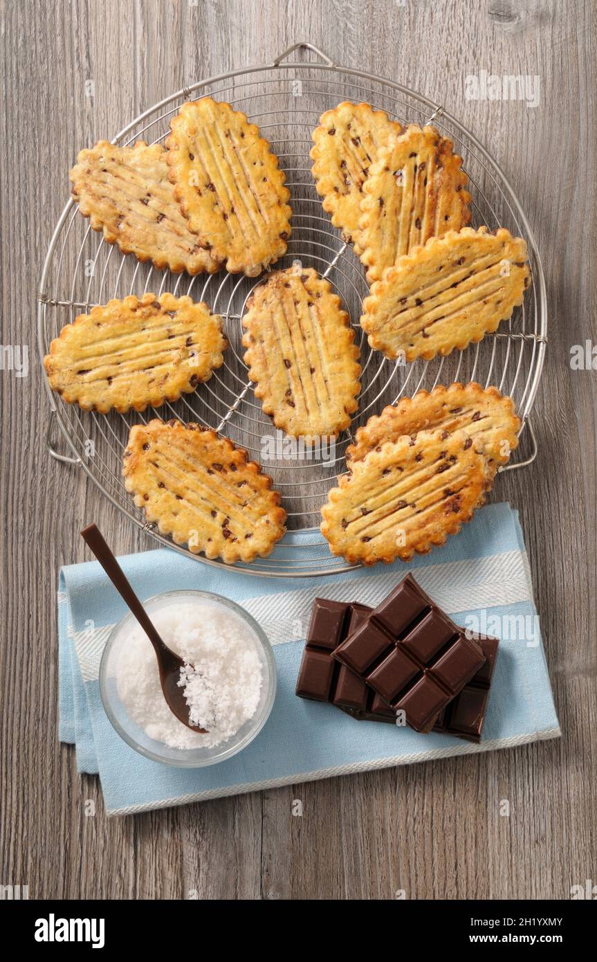 Sable biscuits with chocolate Stock Photo - Alamy