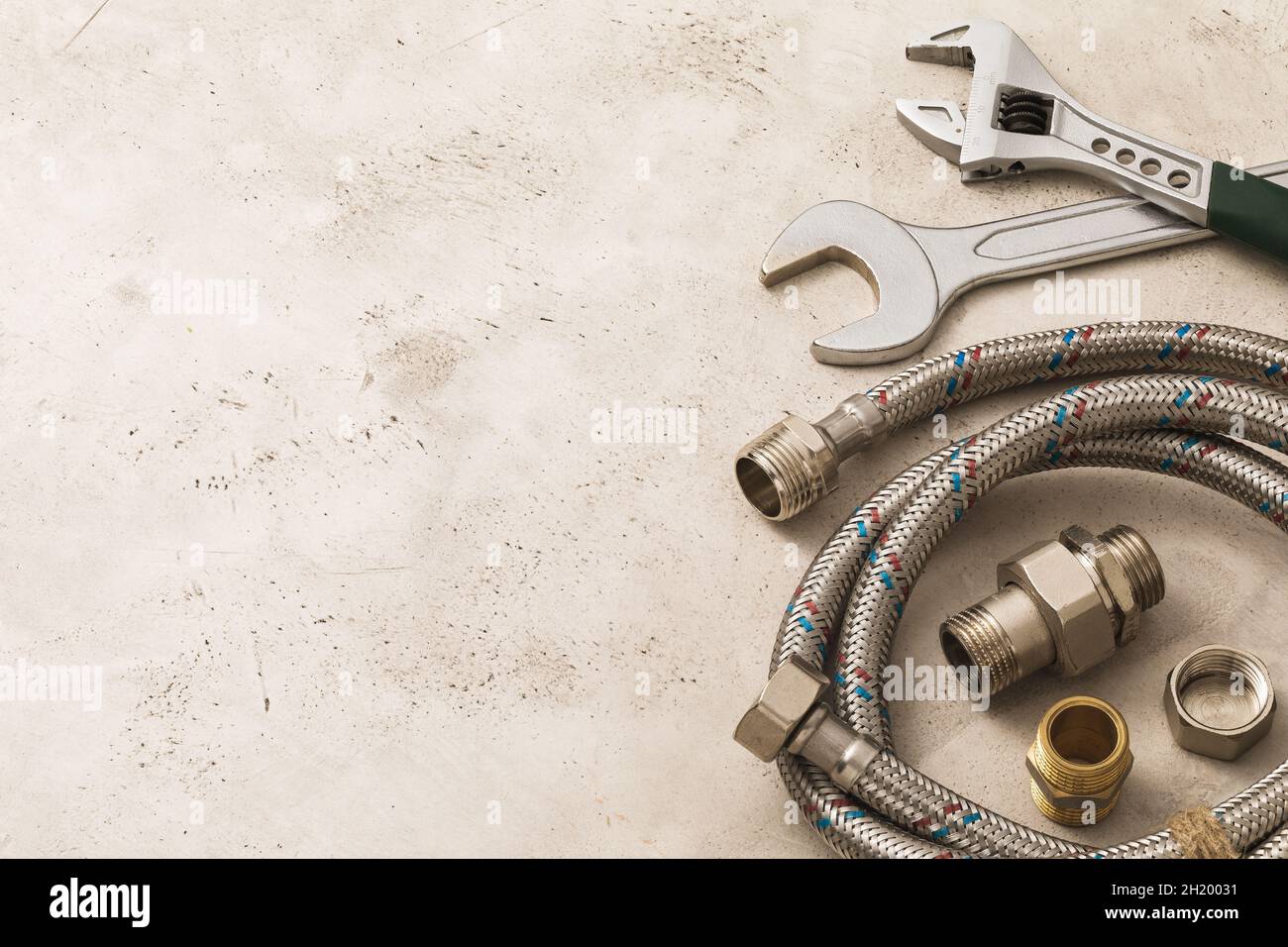 Flexible hoses hi-res stock photography and images - Alamy
