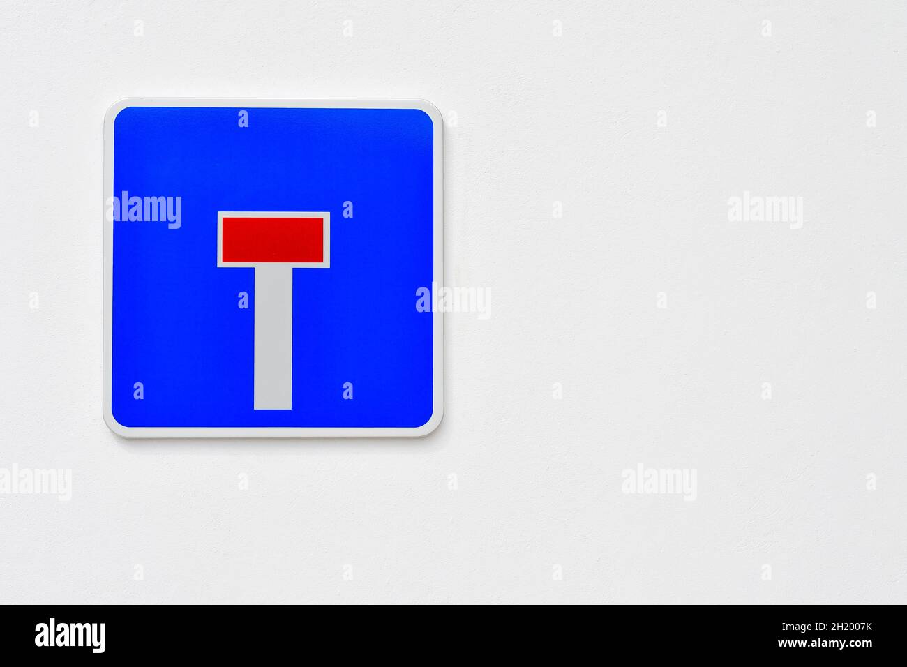Traffic sign dead end symbol hi-res stock photography and images - Alamy