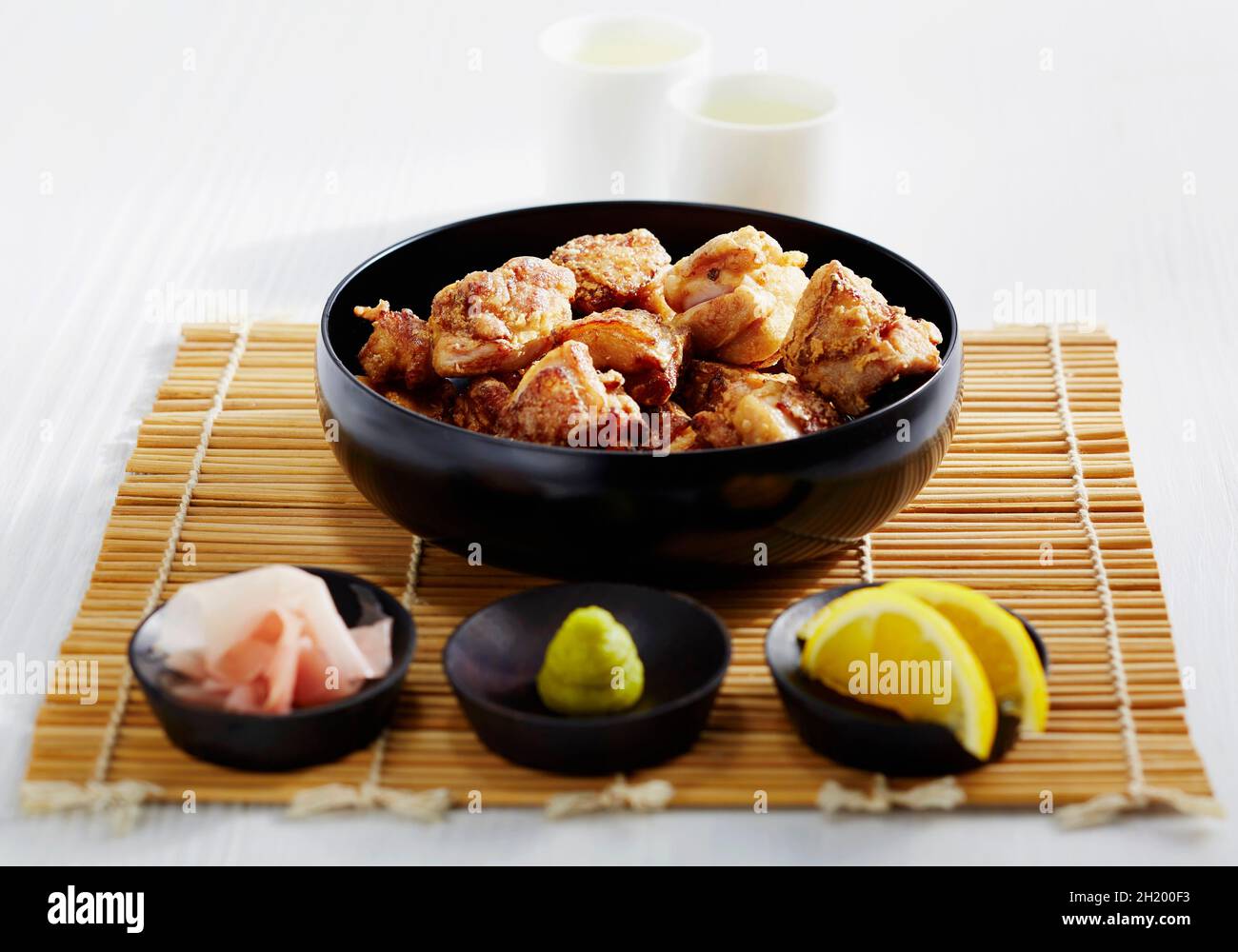 Toriniku no Karaage (fried chicken legs, Japan Stock Photo - Alamy