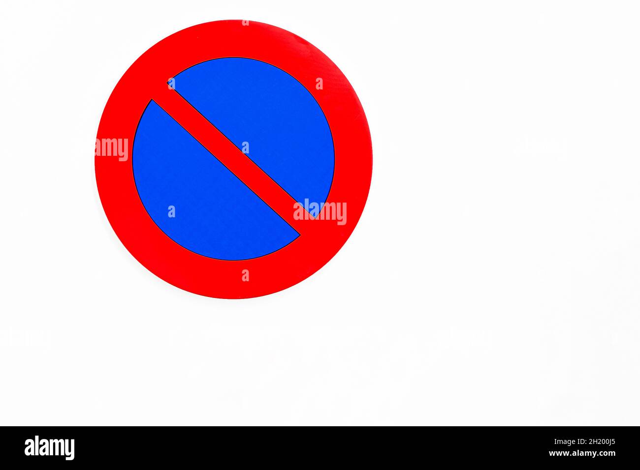 Speed traffic restriction signs Cut Out Stock Images & Pictures - Alamy