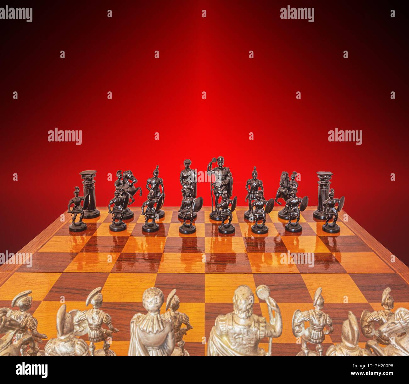 Chess formation hi-res stock photography and images - Alamy