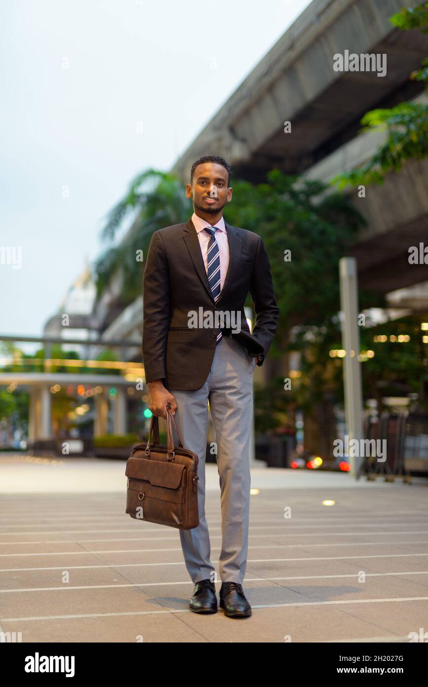 Professional walk hi-res stock photography and images - Alamy