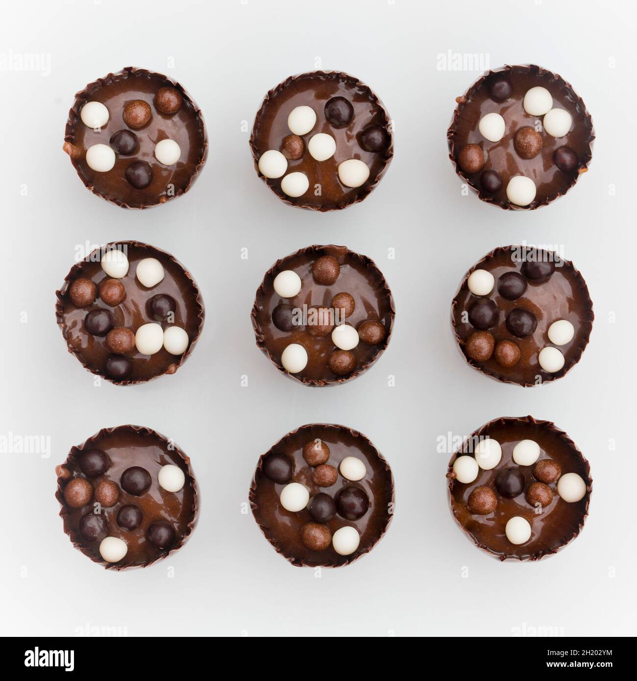 Chocolate truffles with crispy balls Stock Photo - Alamy