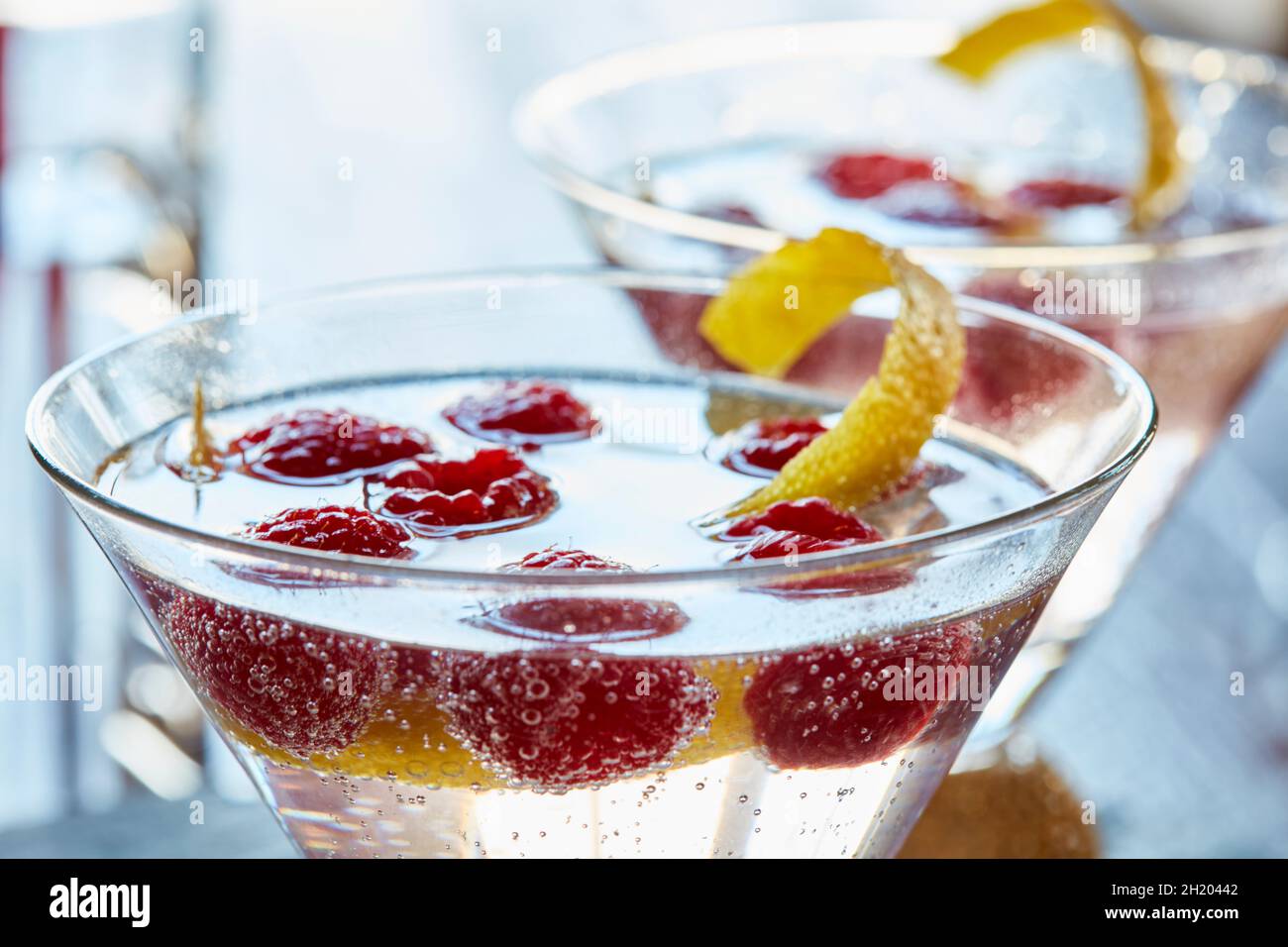 Vodka tonic hi-res stock photography and images - Alamy