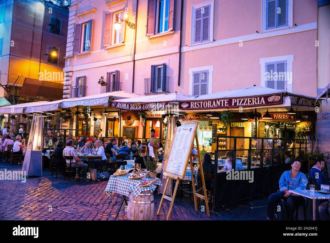 Trattoria in Rome, Italy Stock Photo - Alamy