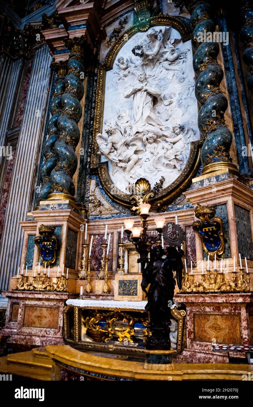 Symbols of penance and purity hi-res stock photography and images - Alamy