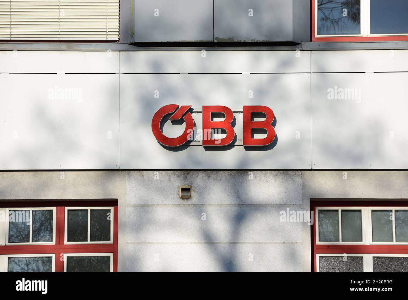 Bahnhof logo hi-res stock photography and images - Alamy