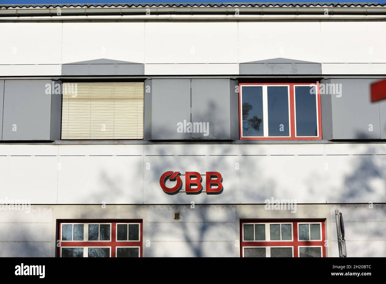 Bahnhof logo hi-res stock photography and images - Alamy