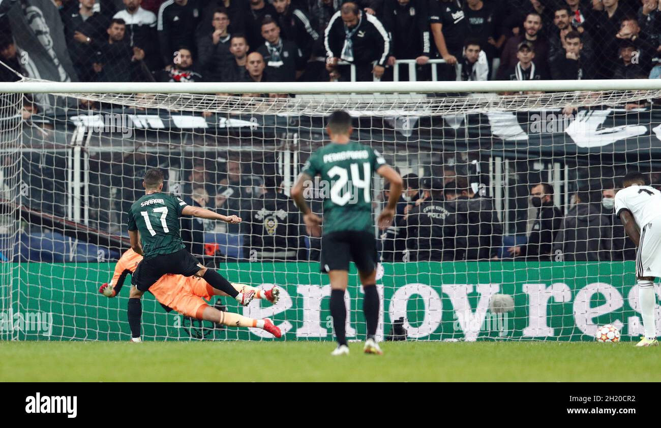 Sarabia sporting cp champions league hi-res stock photography and ...