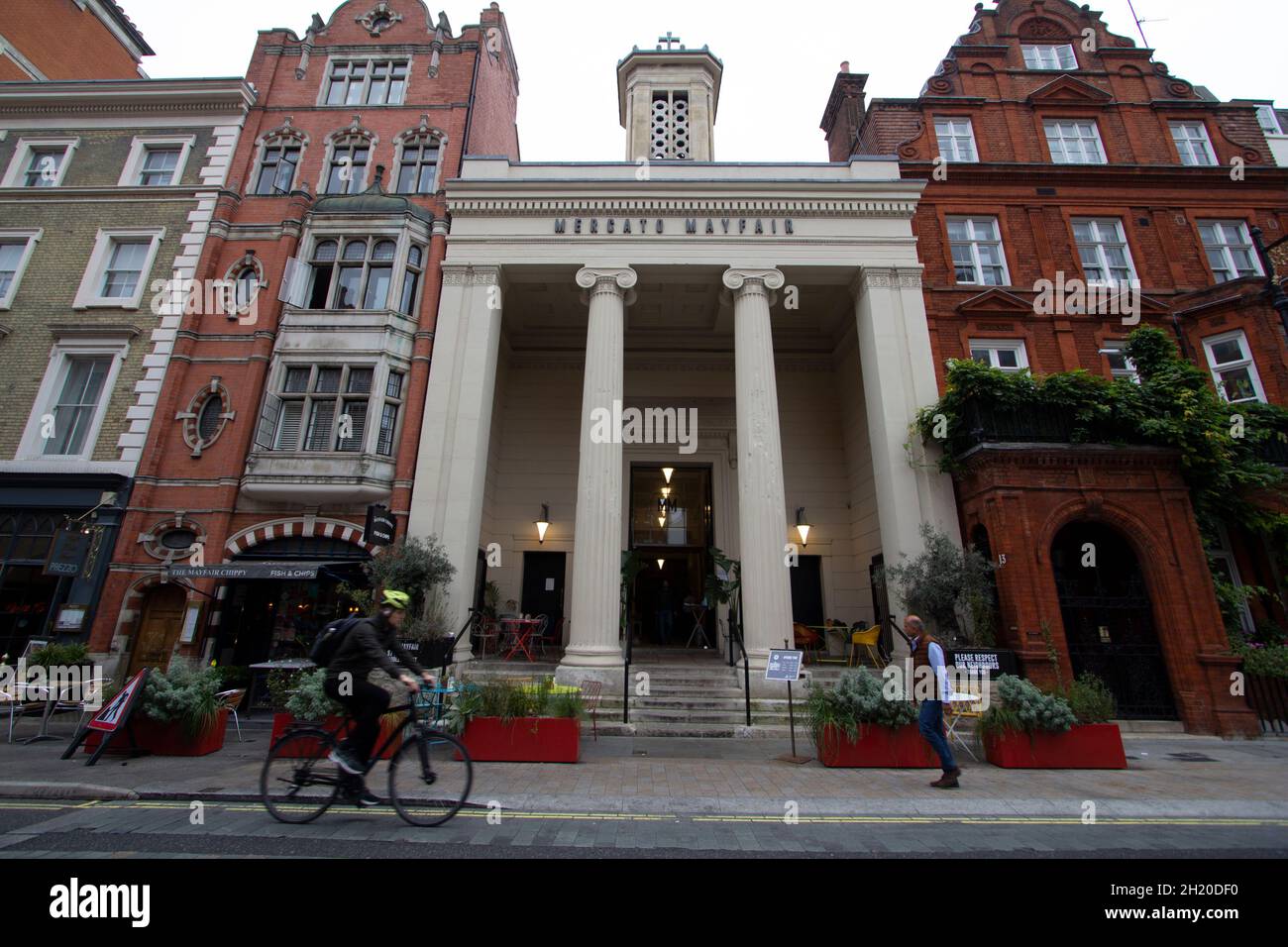 Mercato Mayfair, community food market, housed in renovated St Marks ...